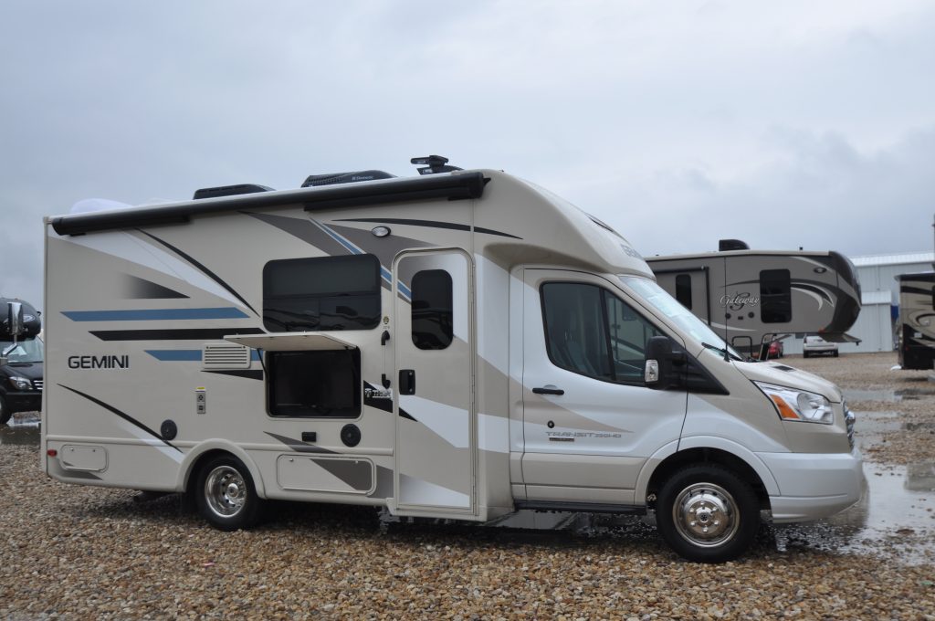 2017 Thor Gemini Review, Class C sold to the Cross of Conroe, Texas ...